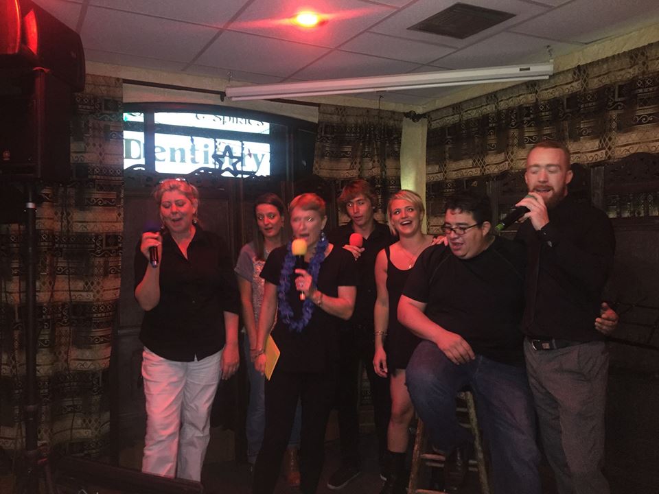 Friendly Staff – Tim Finnegans Irish Pub